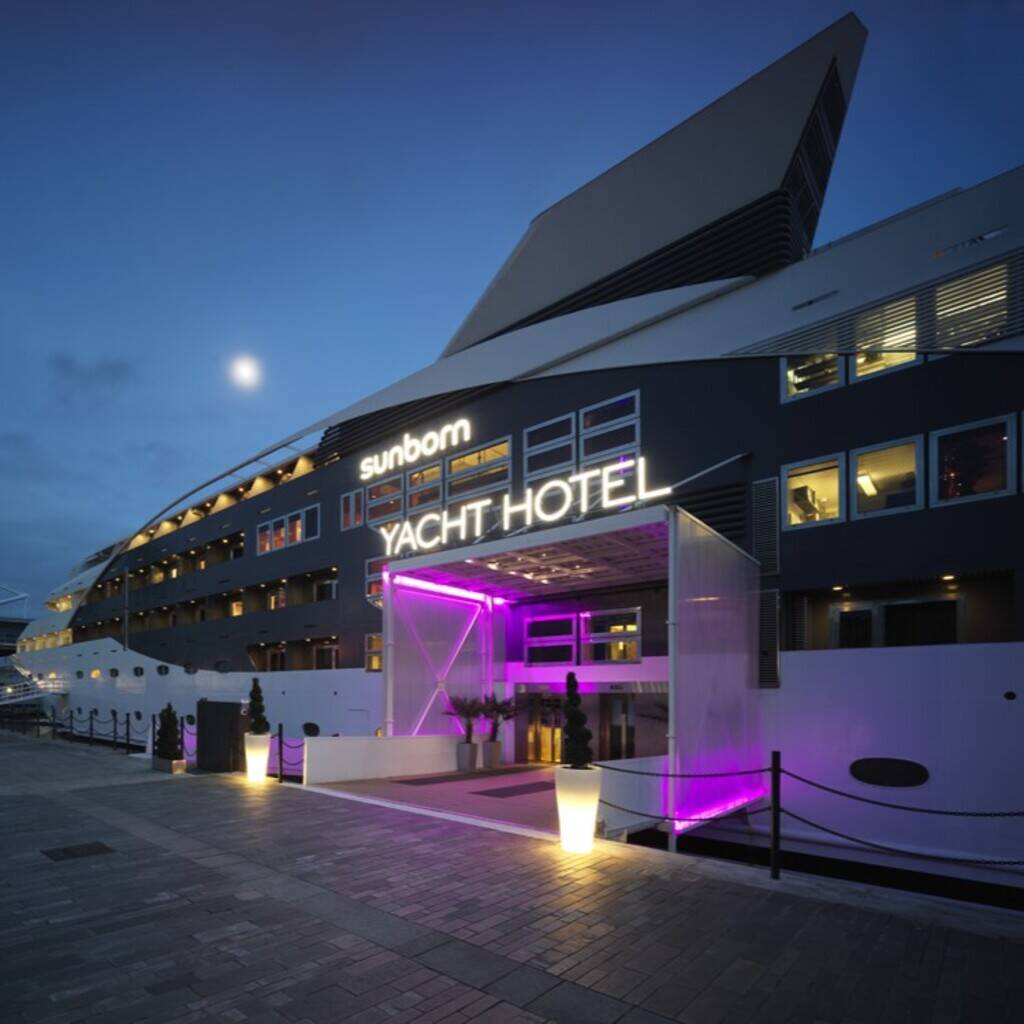 London Luxury Sunborn Yacht Afternoon Tea Experience For Two Reviews ...